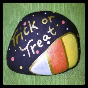 PaintedRoxRUs | Holiday | Trick Or Treat Candy Corn Painted Rock Garden ...
